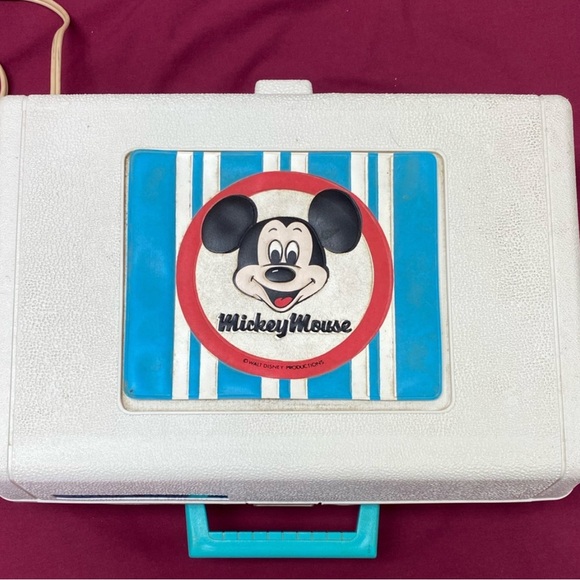 Other | Mickey Mouse Vintage Electronics Record Player With Case White ...